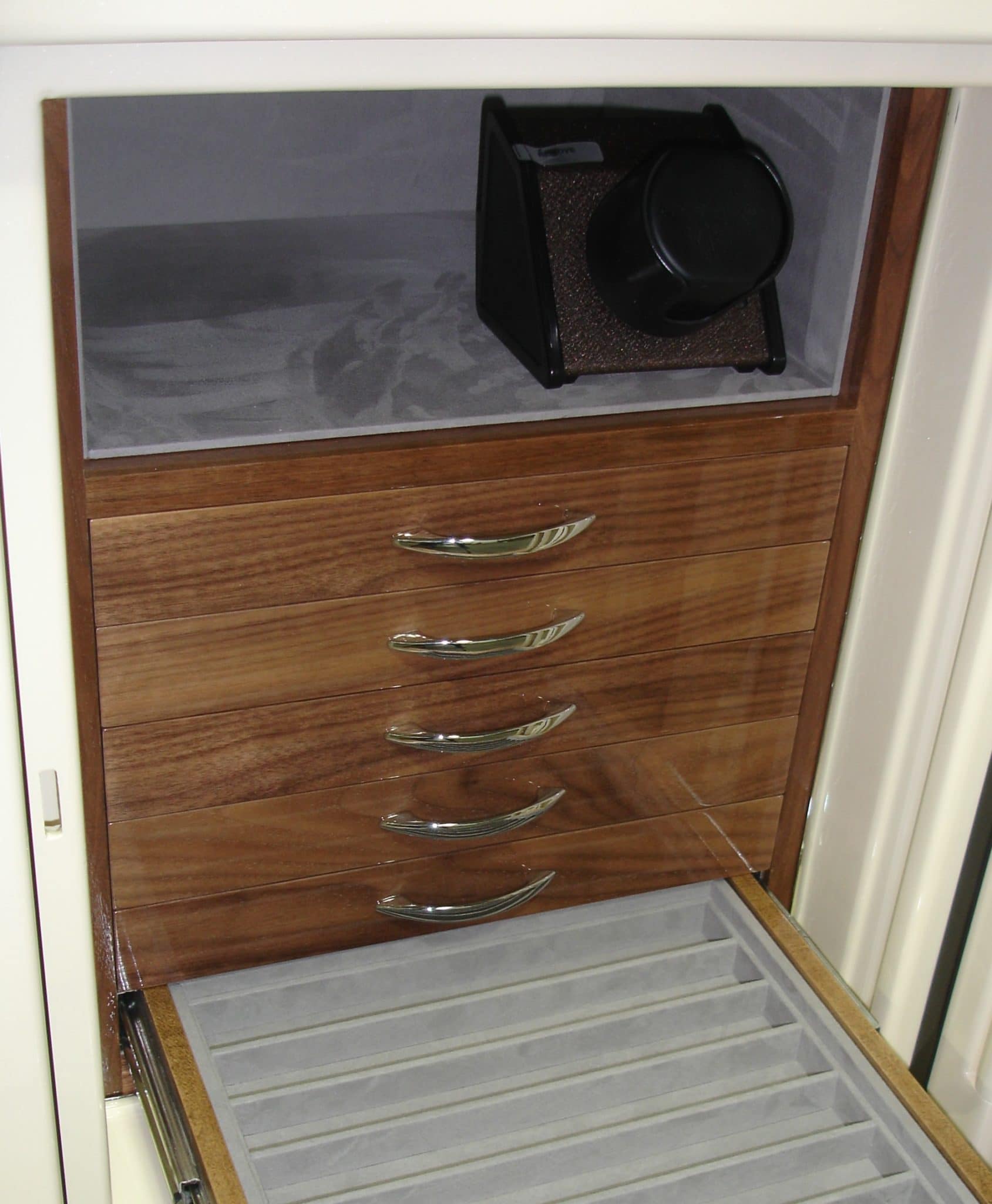 Safe Gallery | Custom Jewelry Safes by Bob Tompkin